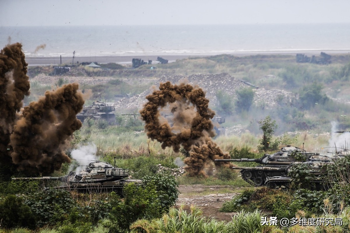 How crazy was the Taiwan military exercise twenty years ago? - iNEWS