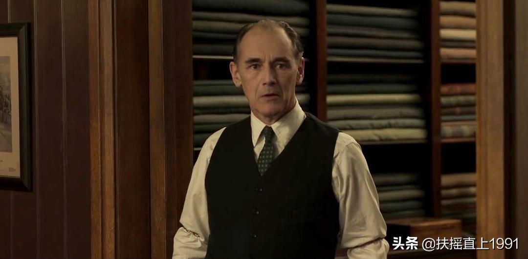 A single scene completes the filming of the entire movie, the indoor ...