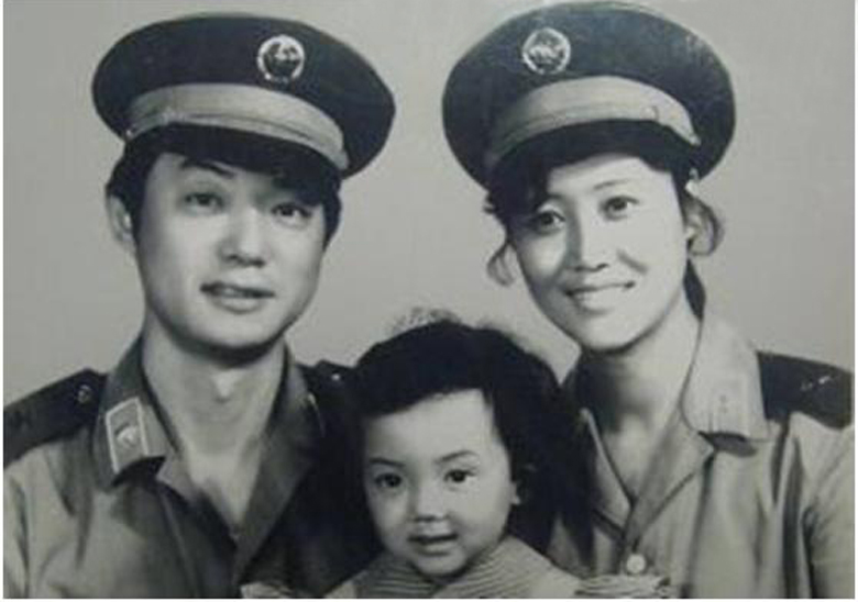 Popular actress Che Xiao: Divorced parents made her cry. How did she ...