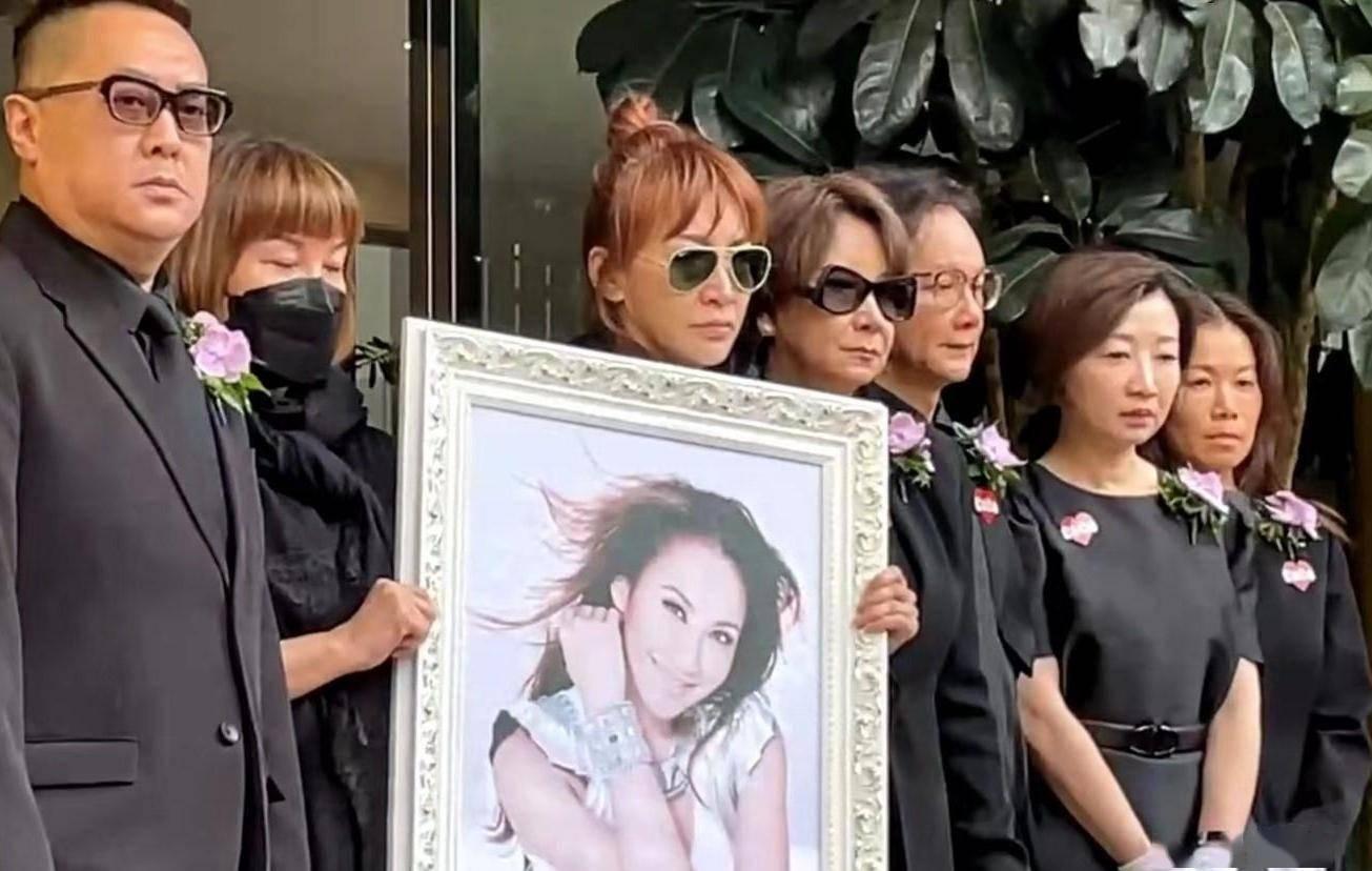 Coco Lee's funeral ceremony was neglected by her husband and ...