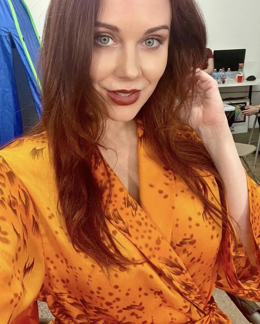 A good actor of virtue and art, the goddess of charm: Merant Ward - iNEWS