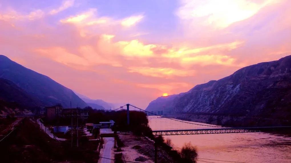 Seven Wonders · Gaolan Snow - iNEWS