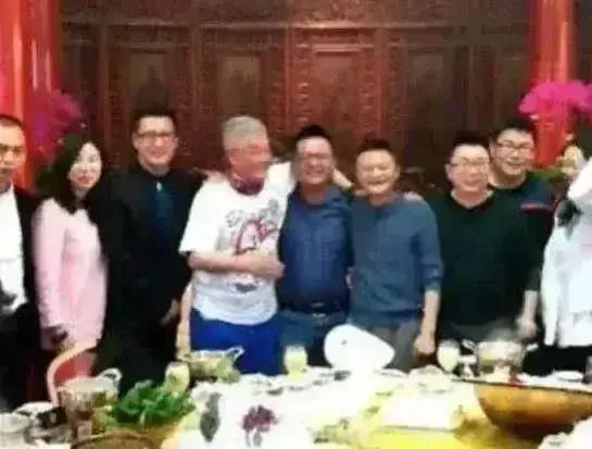 Zhao Benshan's wife, Ma Lijuan - iNEWS