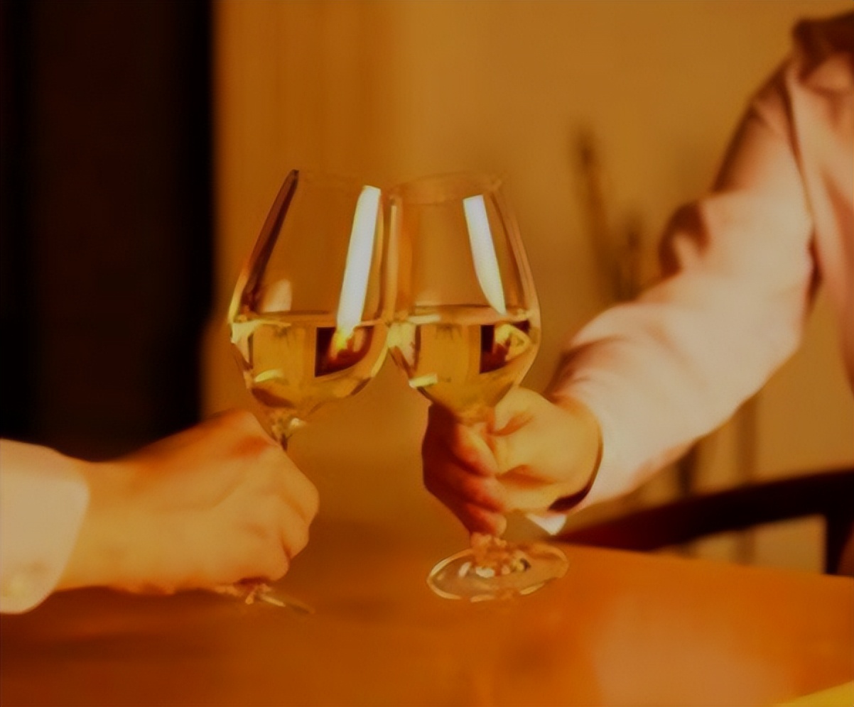 Who is healthier, a person who drinks every day or a person who doesn't ...