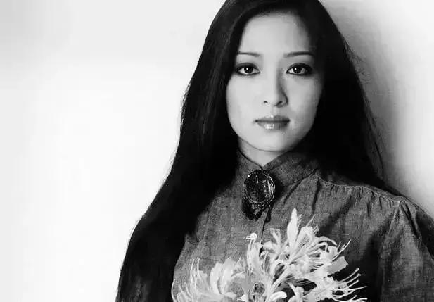 She, with the same name as Brigitte Lin, was scolded by her ex-husband ...