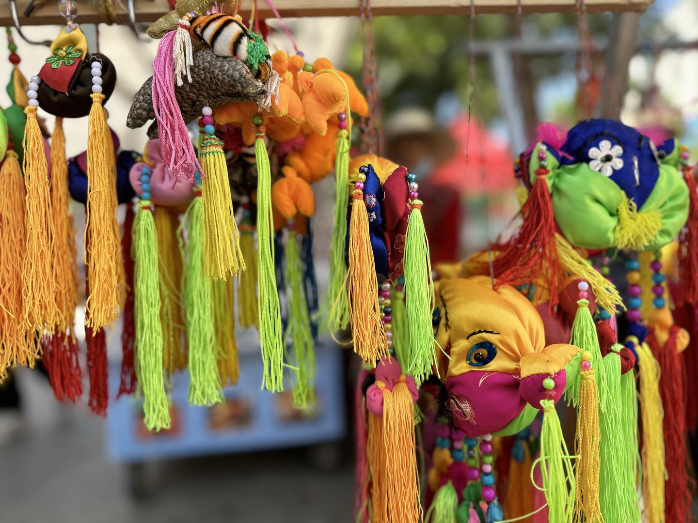 [Photos] Colorful sachets on the streets approaching the Dragon Boat ...