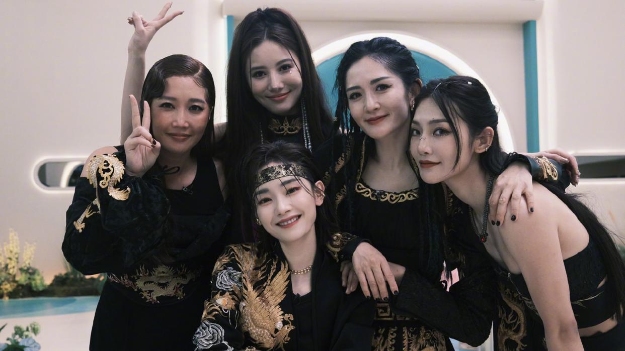 "Sisters Who Make Waves Season 4" has eliminated 10 people, 3 people are not satisfied, Wang ...