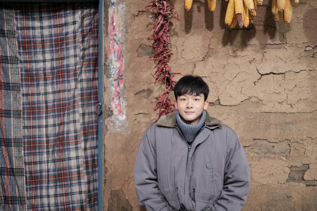 He once refused to appear in an idol drama, and was a classmate with Mencius Yi, and now he has ...