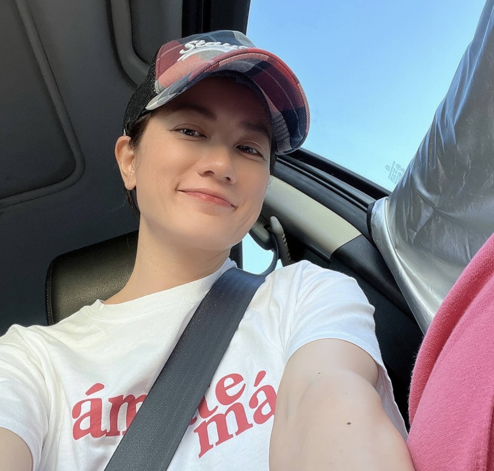 Stick Dink With Husband!Famous Hong Kong actress immigrated to Canada, with fair and translucent ...