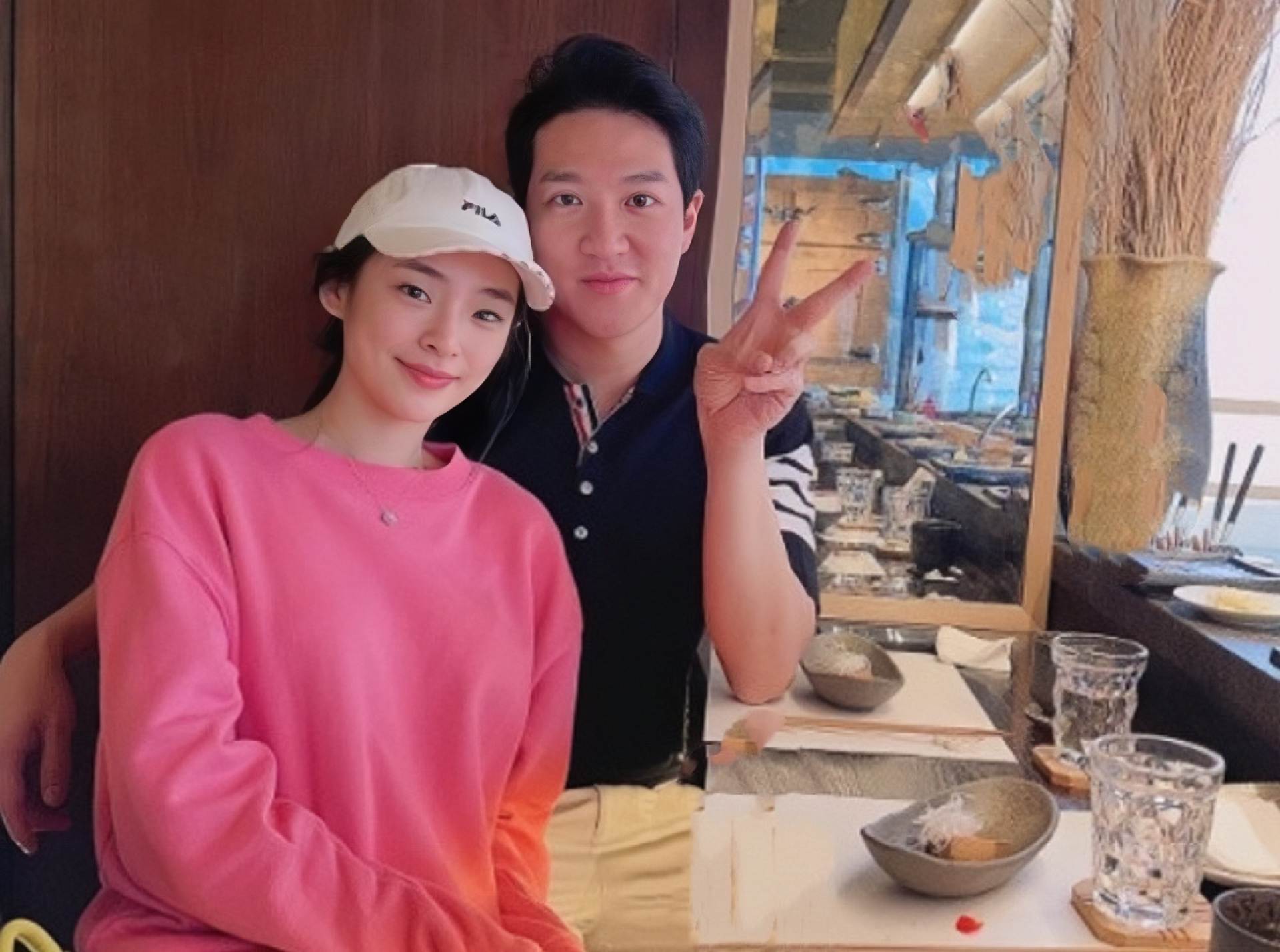 Regret!Hong Kong star Zhou Ziyang announced to break up with TVB actress Chen Zhenyi, ending a ...