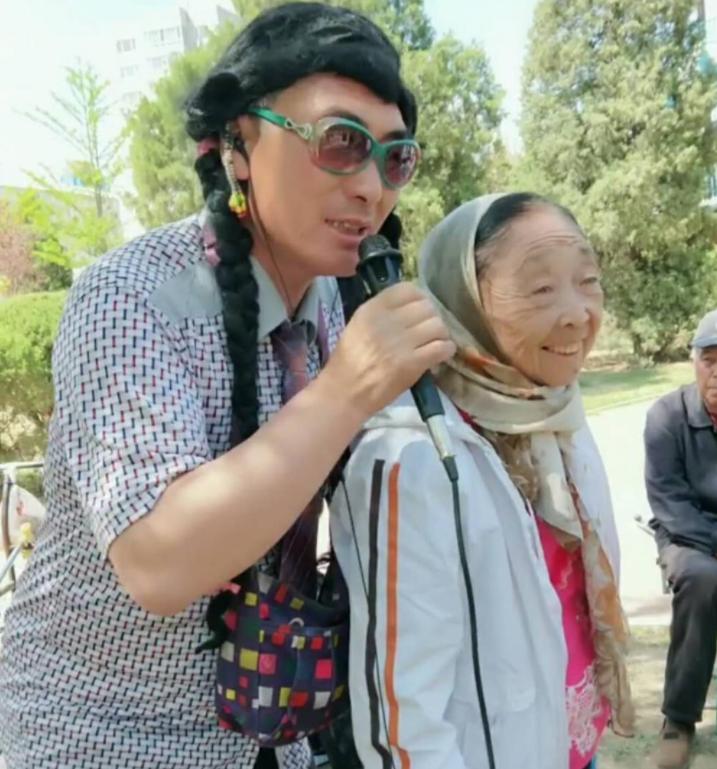 At that time, 26-year-old Li Yucheng married 58-year-old Ma Yuqin. The ...