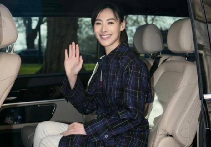 34-year-old Liang Luoshihan showed the interior of the 1.5 billion mansion, and the decoration ...