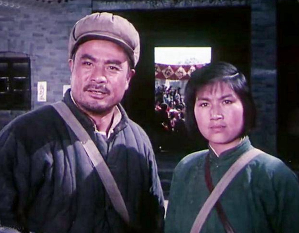 Long shadow actress Lu Yalin, starring in "Rolling Wheels" and "Band of ...