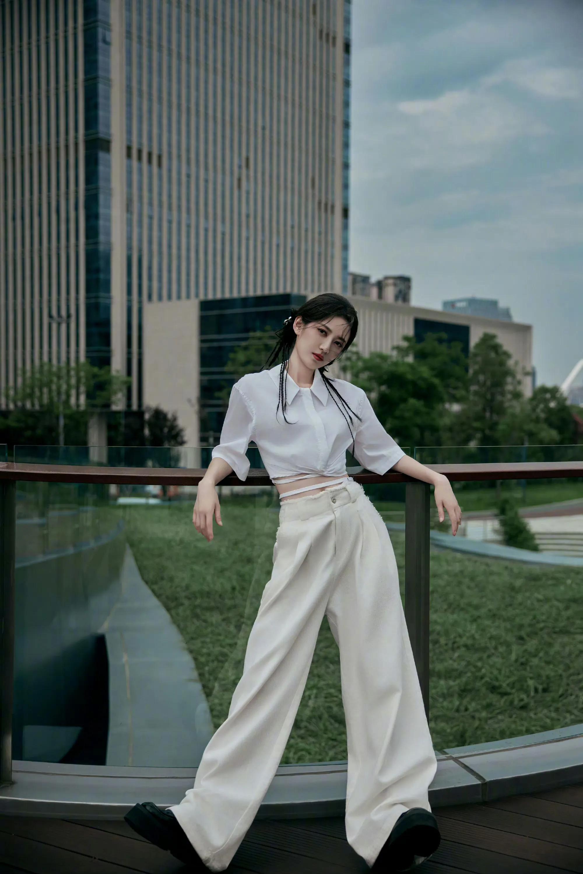 Chen Yuqi's beautiful picture - iMedia