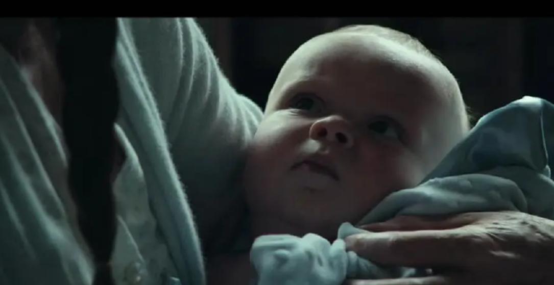 The Curious Case of Benjamin Button: A Wonderful Life Traveling Back in ...