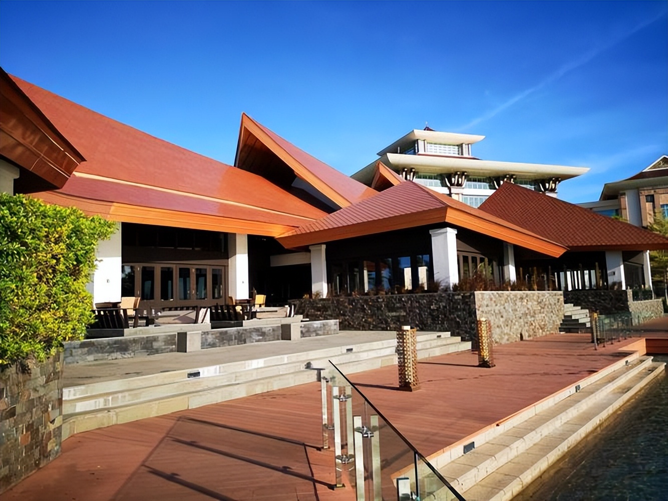 The Development of Brunei Empire's Early Political System and Its ...