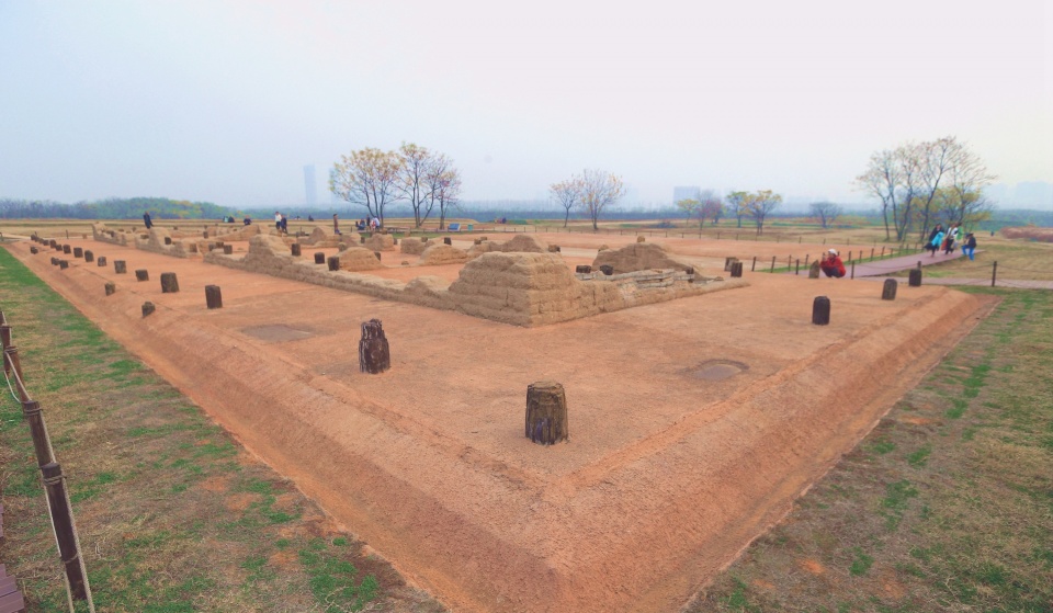 On the Characteristics and Styles of Shang Dynasty Architectural Art ...