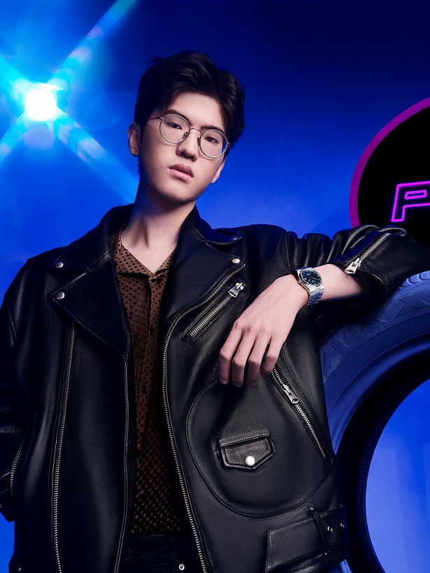 EDG e-sports club, a close friend of the Tissot brand, interprets the ...