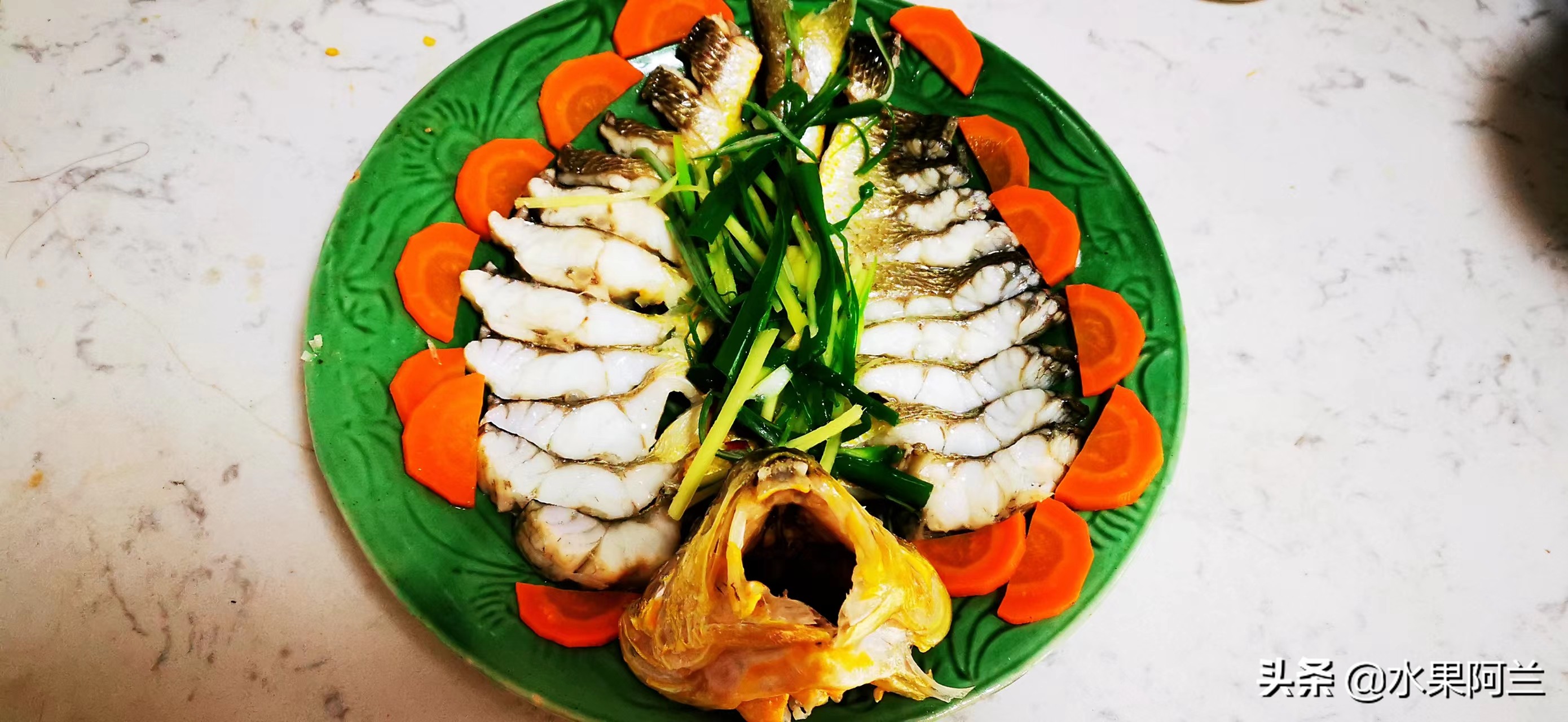Make Fresh and Delicious Steamed Yellow Croaker in 3 Steps - iNEWS
