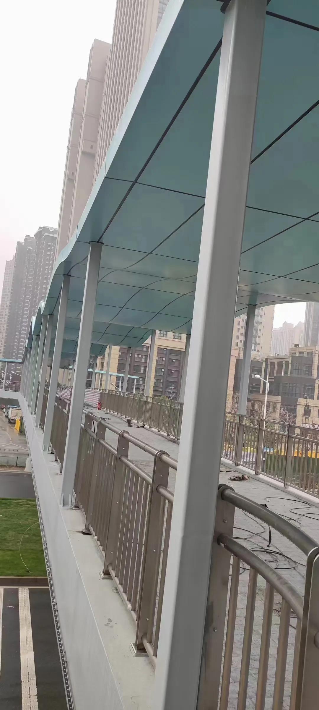 Pedestrian bridge ceiling shape aluminum veneer decoration is a modern ...