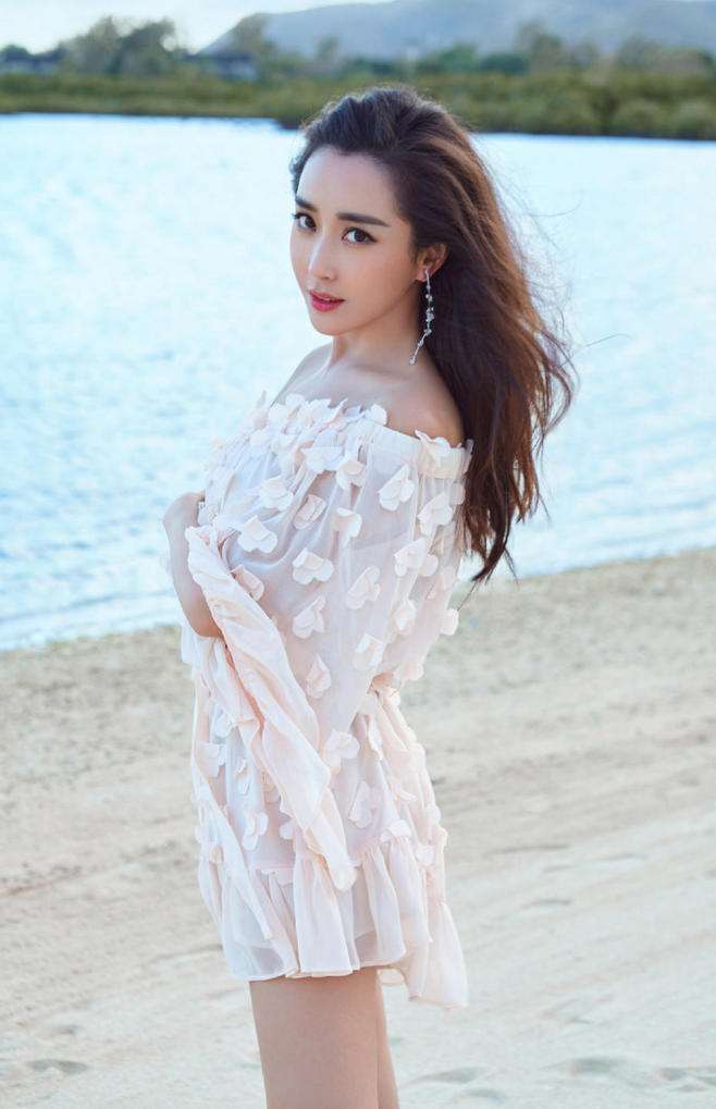 Mingyang Entertainment - Beauty Star - Du Ruoxi - iNEWS