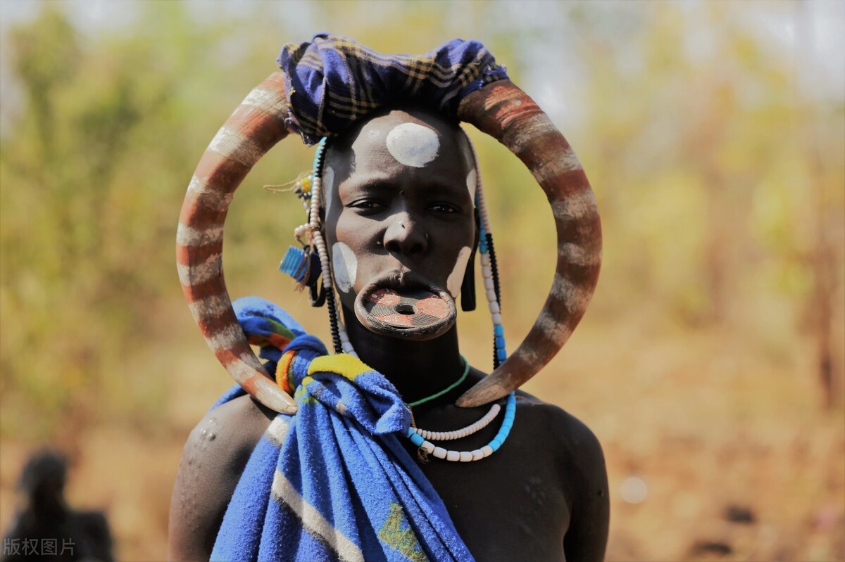 mysterious african tribe - iNEWS
