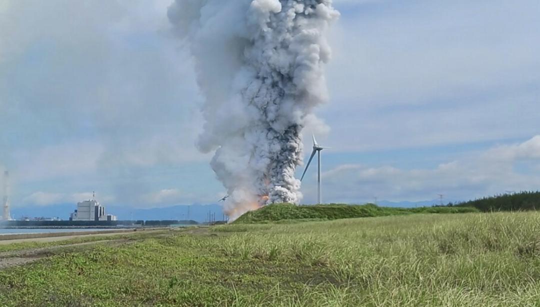 Japan's new solid-fuel rocket "Epsilon S" engine test exploded - iNEWS