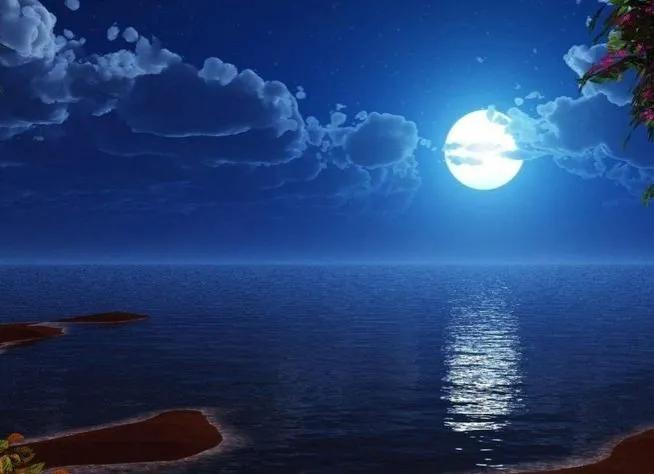 Spring River Flower Moon Night - iNEWS