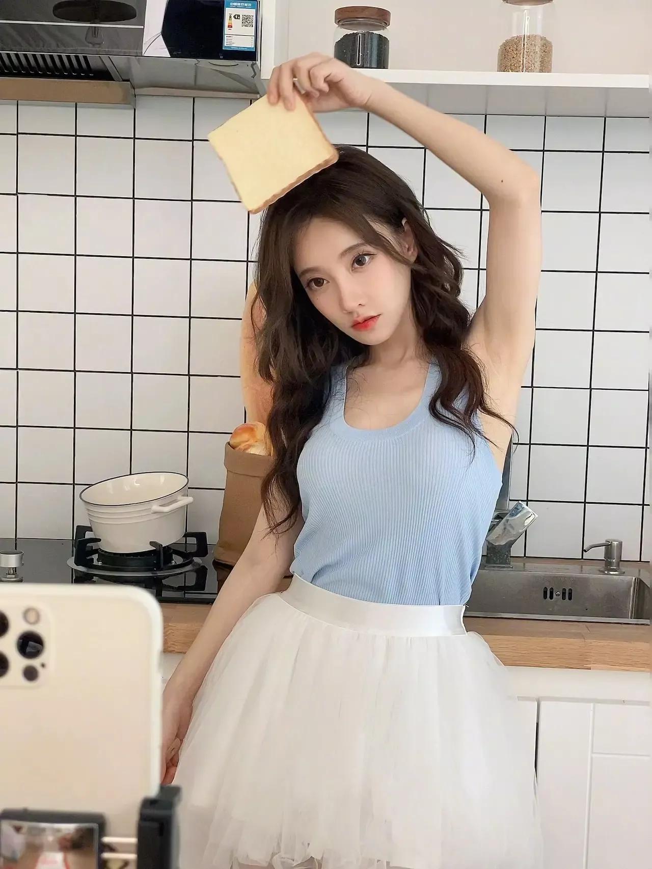 Feng Timo, Appreciation of Meitu Series - iNEWS