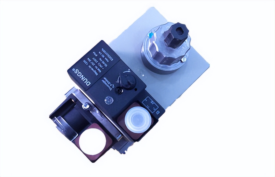 Model and technical parameters of DUNGS gas solenoid valve - iNEWS