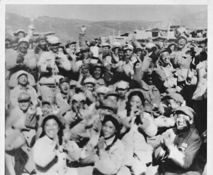 Rare old photos: rare and rare images on the road of peaceful ...