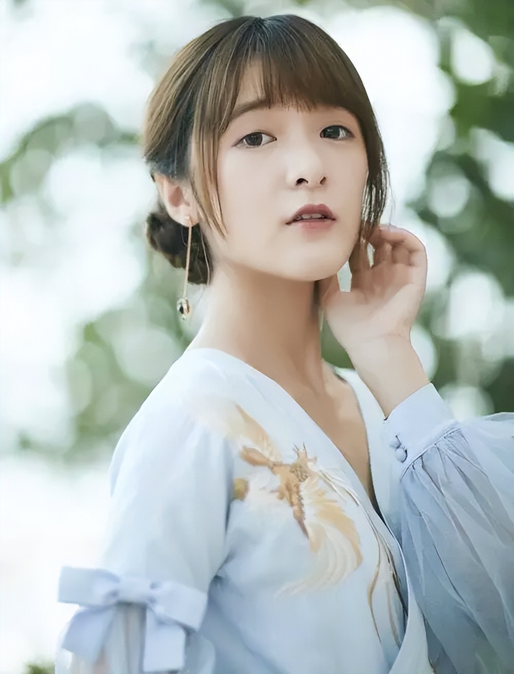 No, am I the last person on this planet to know that Zhou Xiaodi is a ...