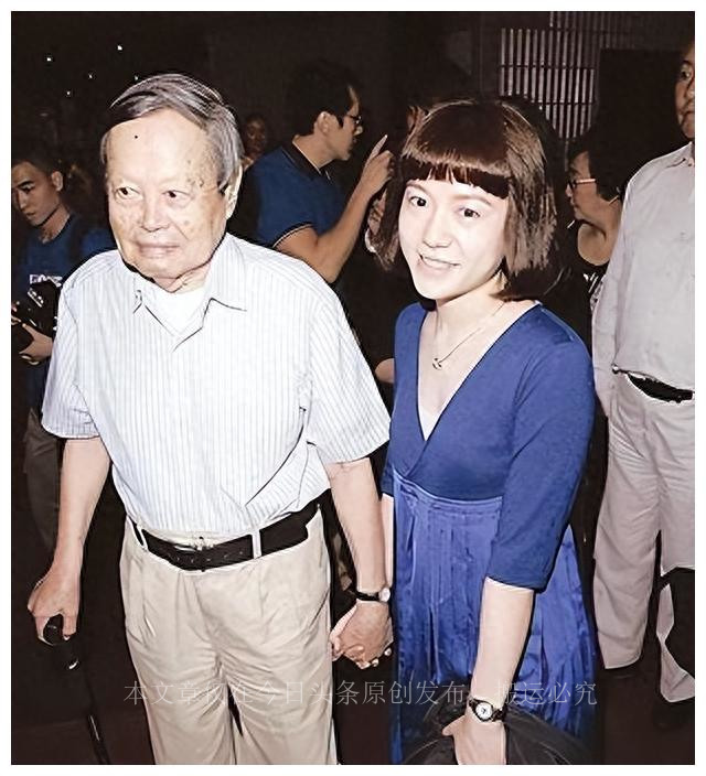 Weng Fan can no longer hide his "ambition"! Give 101-year-old Yang ...
