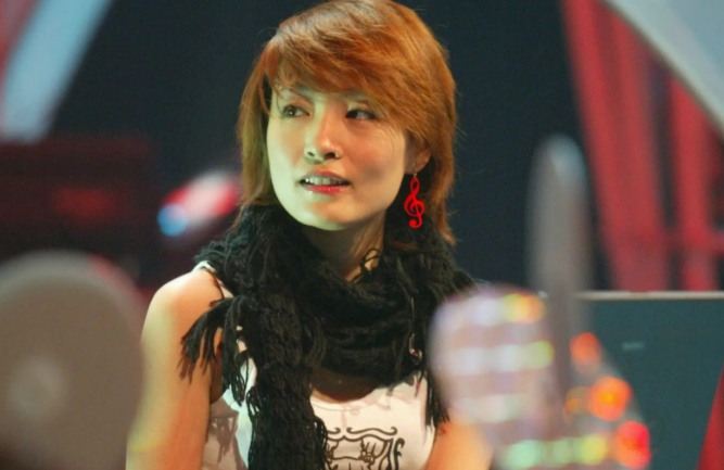 Famous singer Chen Lin: became popular at the age of 23, jumped from ...