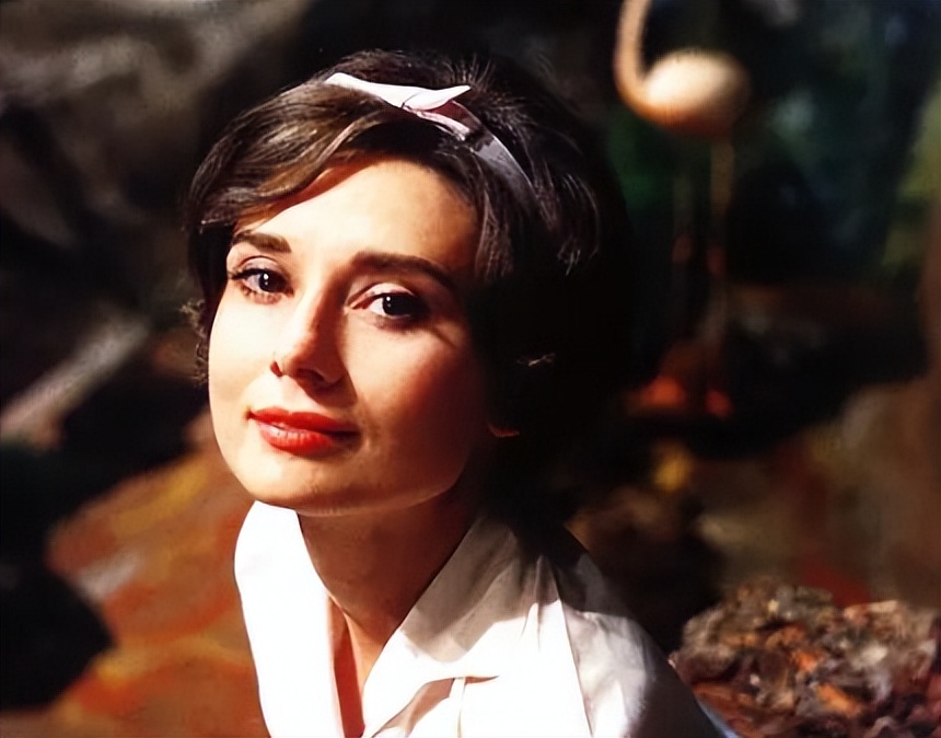 Kennedy's romantic affair: Hepburn often went in and out of the ...