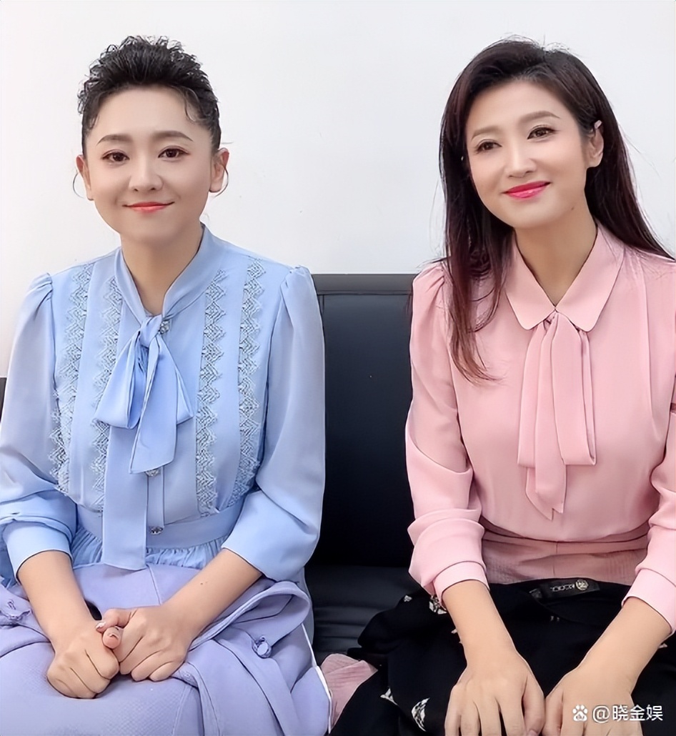 Li Jiaming: debuted on the short video platform, had dinner with sister ...