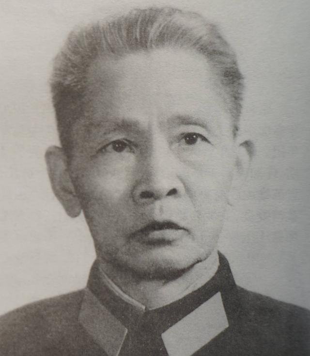 The New Fourth Army's Third Division, the division commander is a ...