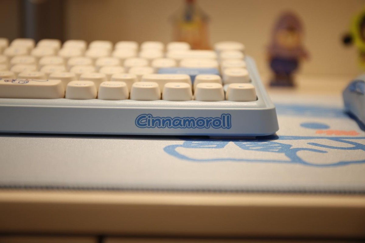 Soft and cute, with high performance, the Daryou Cinnamon Dog Keyboard ...