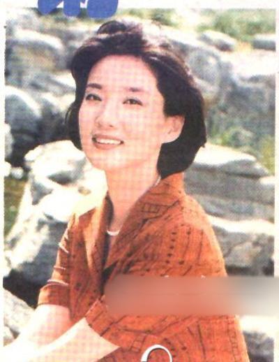 CCTV "National Face" anchor Li Xiuping: Remarried at the age of 42 and ...