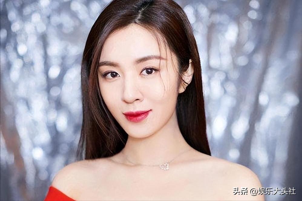 Well-known actor Wang Xiaochen posted: "In the future, we will meet ...