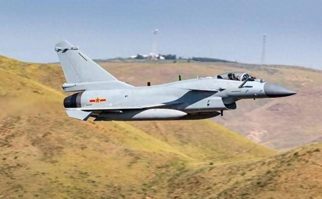 Here's Why China's New J-10C Fighter Is Better Than the Eurofighter ...