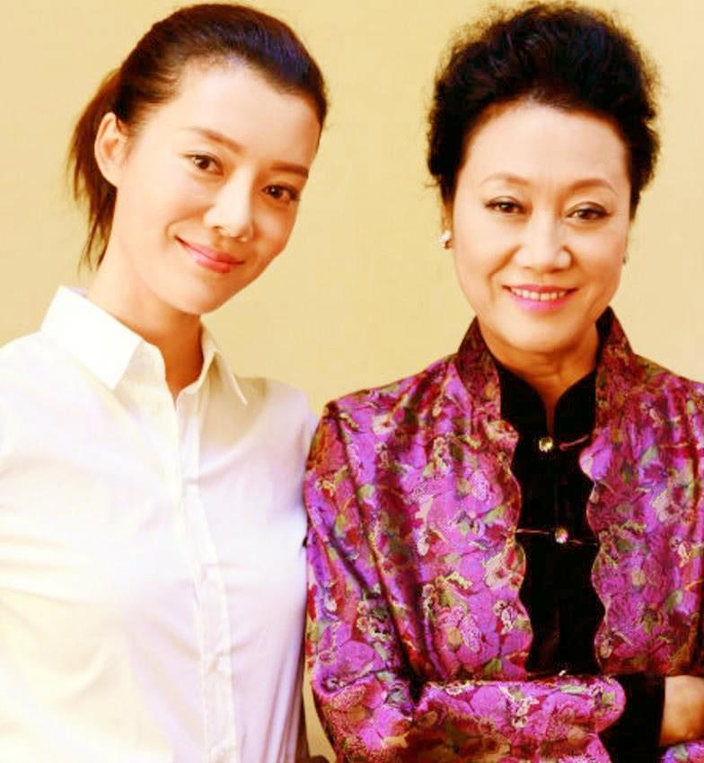 Nine years after the divorce of wealthy businessman Li Zhaohui and Che ...