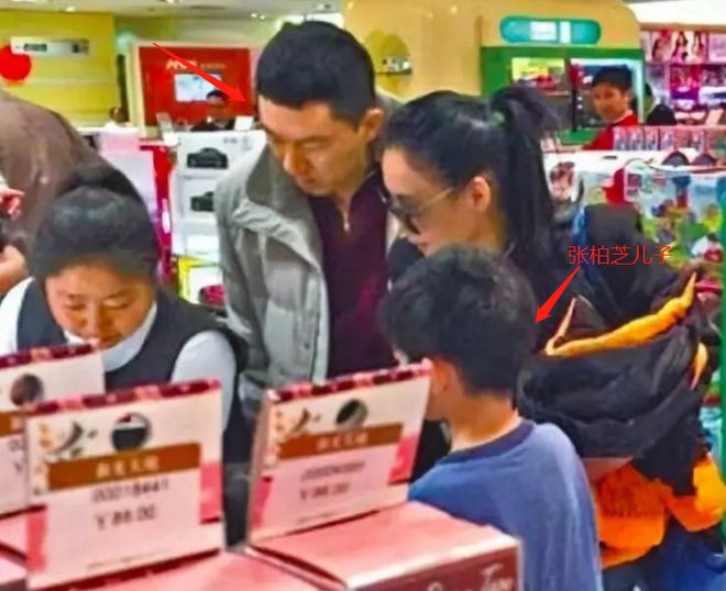 Cheng Haomen Kuo Tai revealed that Cecilia Cheung and Sun Donghai confirmed the receipt of the ...