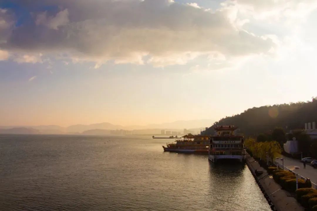 Popular Dali Travel Itinerary: Self-driving Erhai Lake West Line and ...