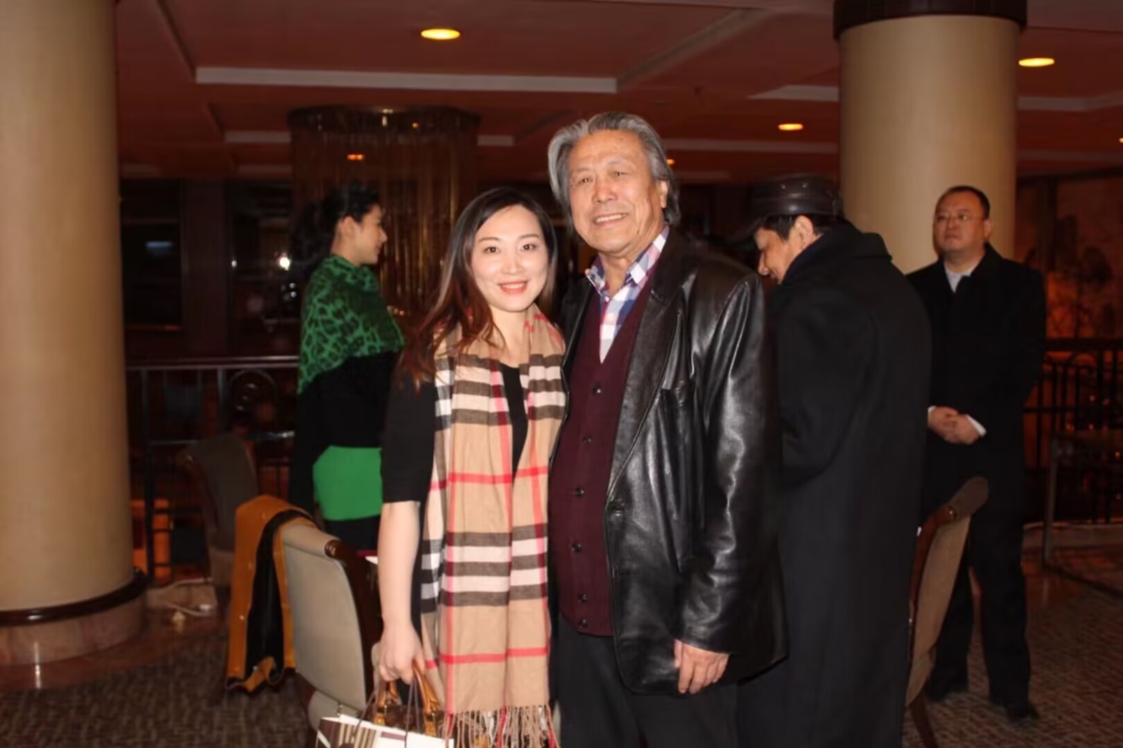 The well-known Hunan female singer Liao Qianqian posted: The famous ...