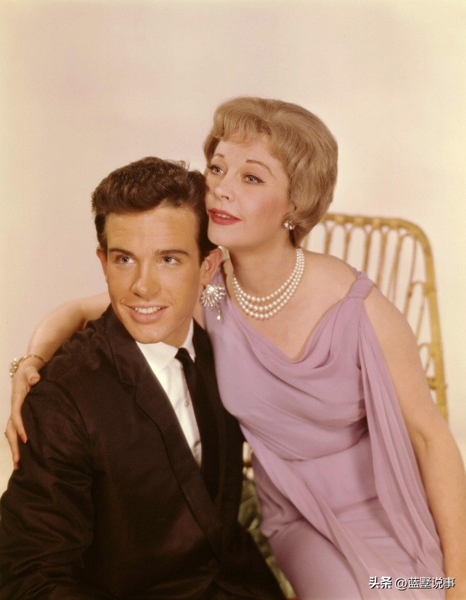 Hollywood icon Warren Beatty was surrounded by women until he met ...