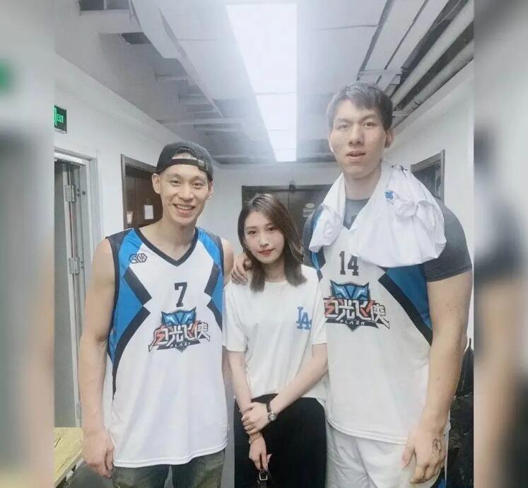 Jeremy Lin is worth hundreds of millions!The 34-year-old did not find a ...