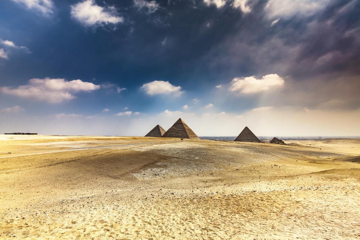 Unsolved Mysteries: Secrets of the Egyptian Pyramids - iNEWS