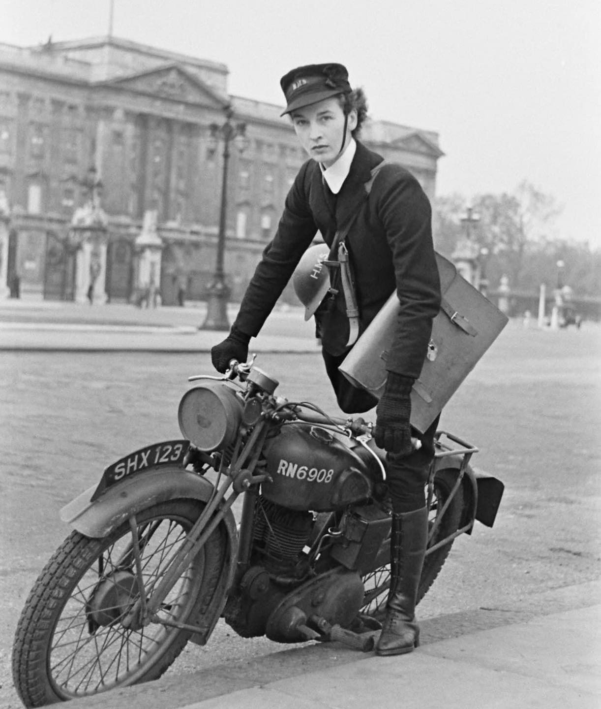 Ladies Royal Naval Service "Squad Nicknamed The Wrens" London ...