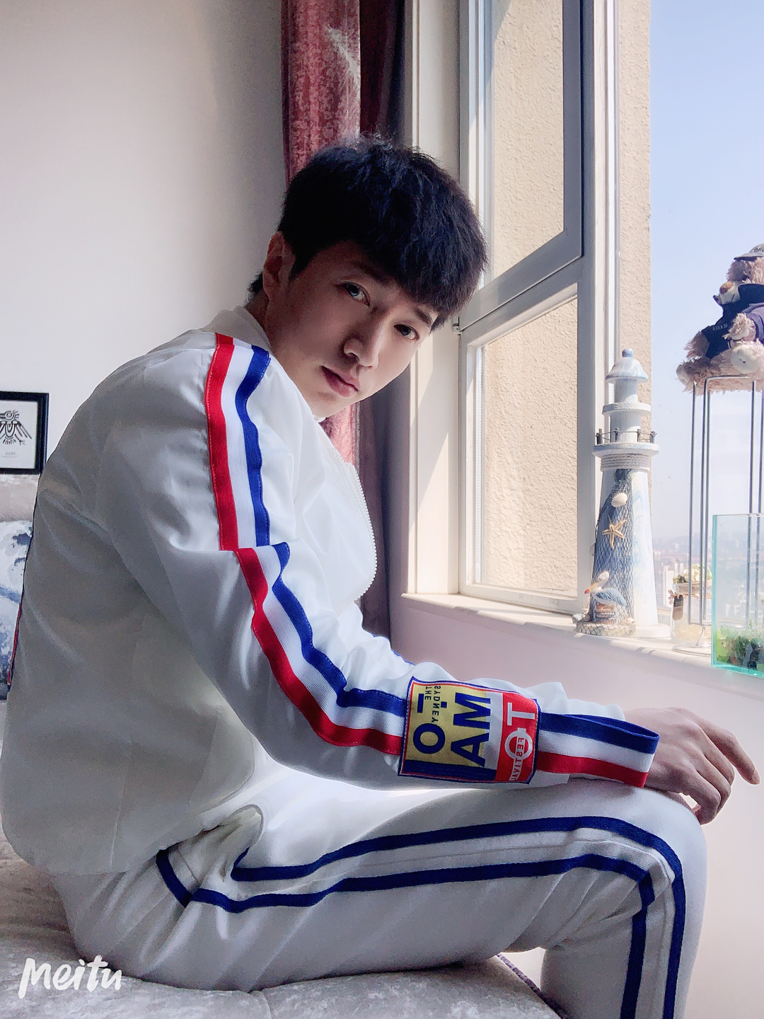 Young Artist Wang Pengwei Solo Exhibition - iNEWS